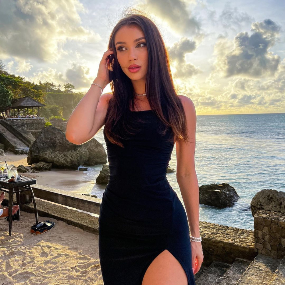 Top 15 Hot and Sexy Polish Women & Girls (2024)